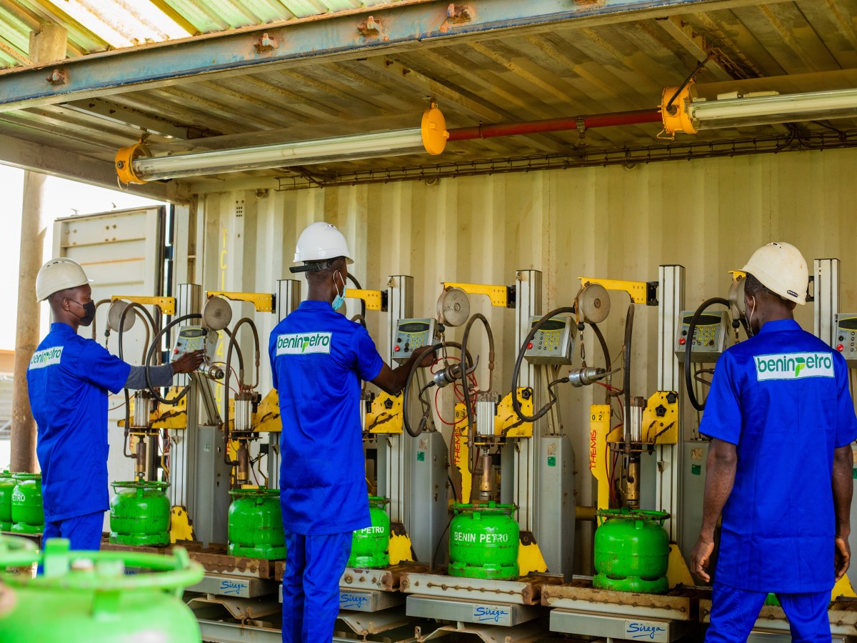 Emplissage GPL et Distribution de gaz domestique - Benin Petro